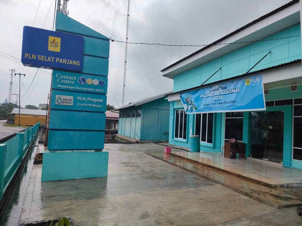 Meranti Gelap Gulita saat Hari Listrik Nasional - Bewara Media